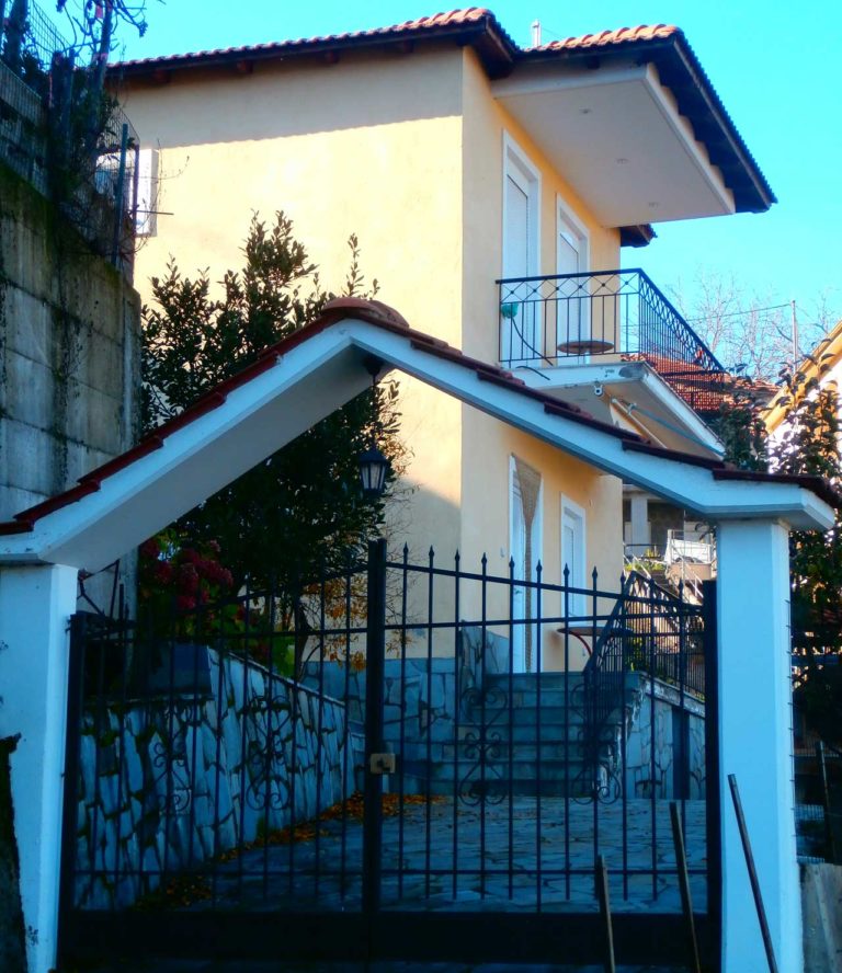 ΔΙΩΡΟΦΗ ΚΑΤΟΙΚΙΑ – NGA KOUMPARELOS